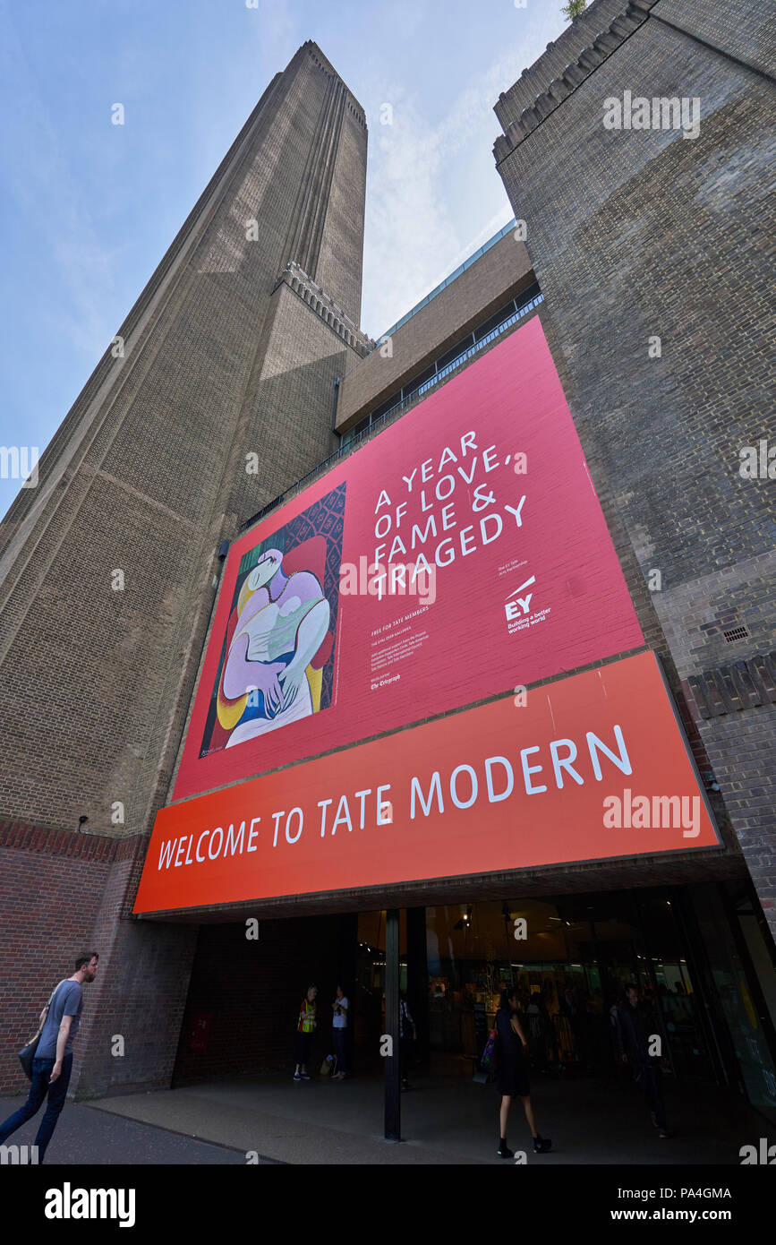 Tate Modern Museum London Stock Photo - Alamy