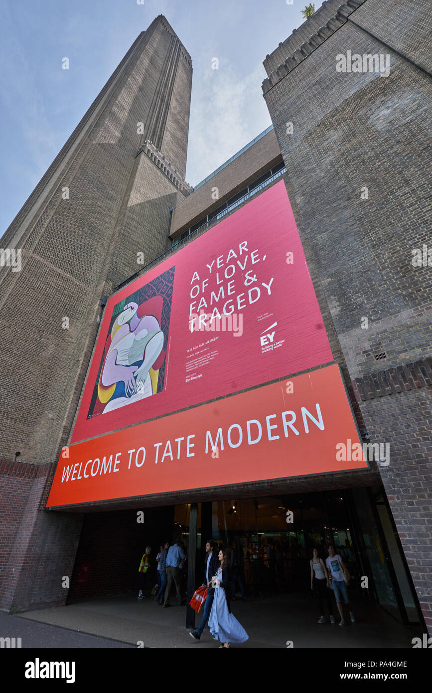 Tate Modern Museum London Stock Photo - Alamy