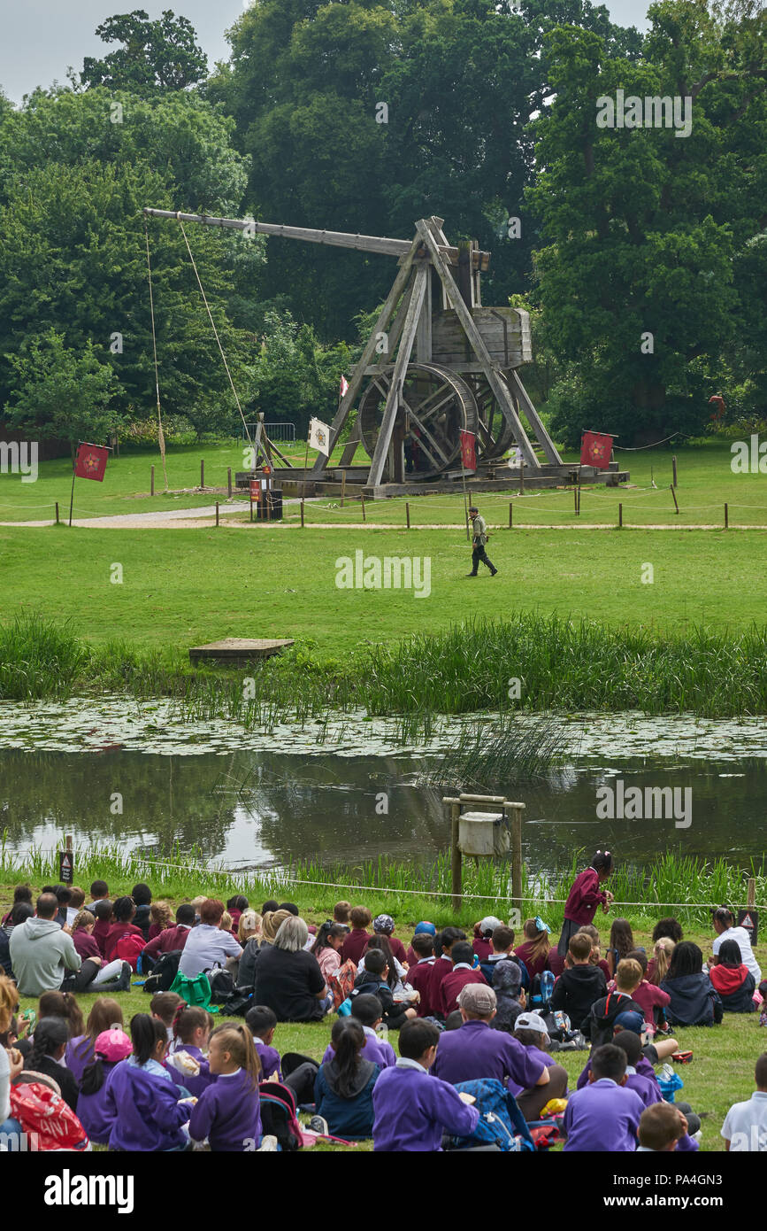 Siege machine hi-res stock photography and images - Alamy