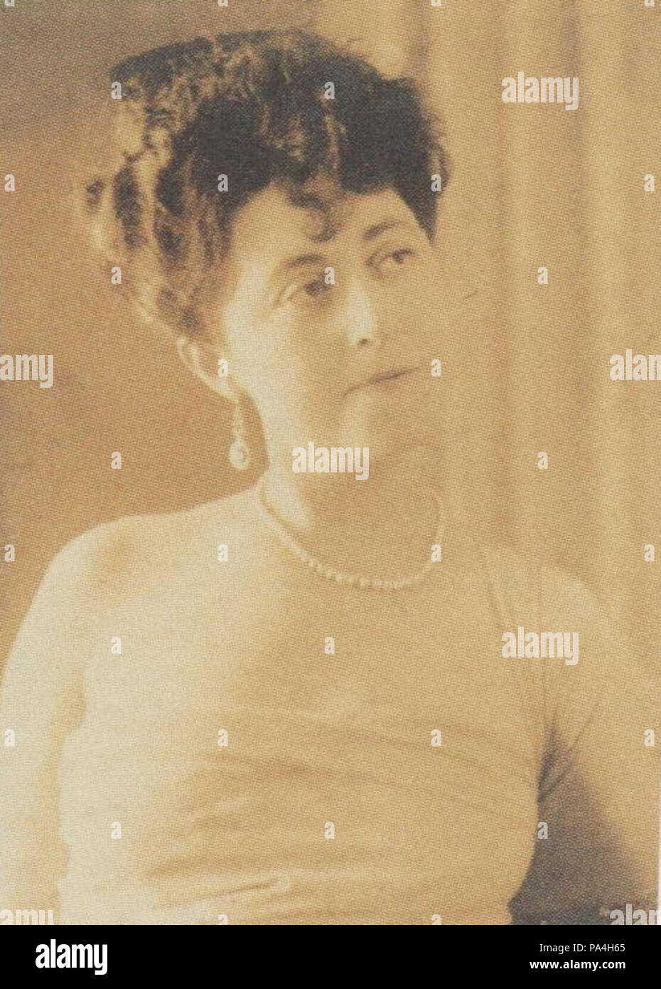 20 Anna Némirovsky Stock Photo - Alamy