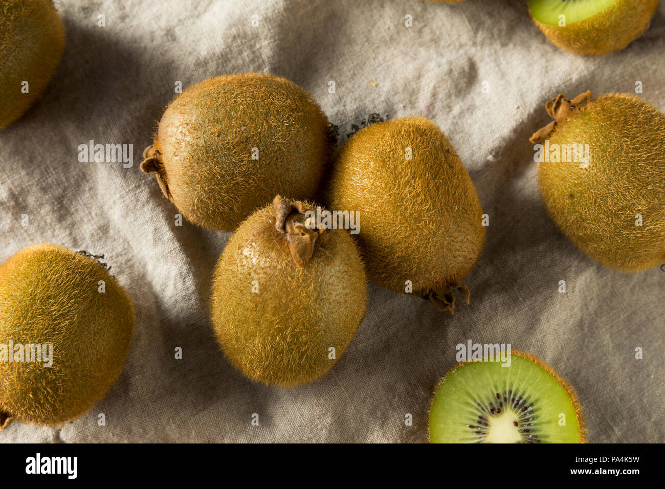 Kiwi fruit and fruit hi-res stock photography and images - Alamy