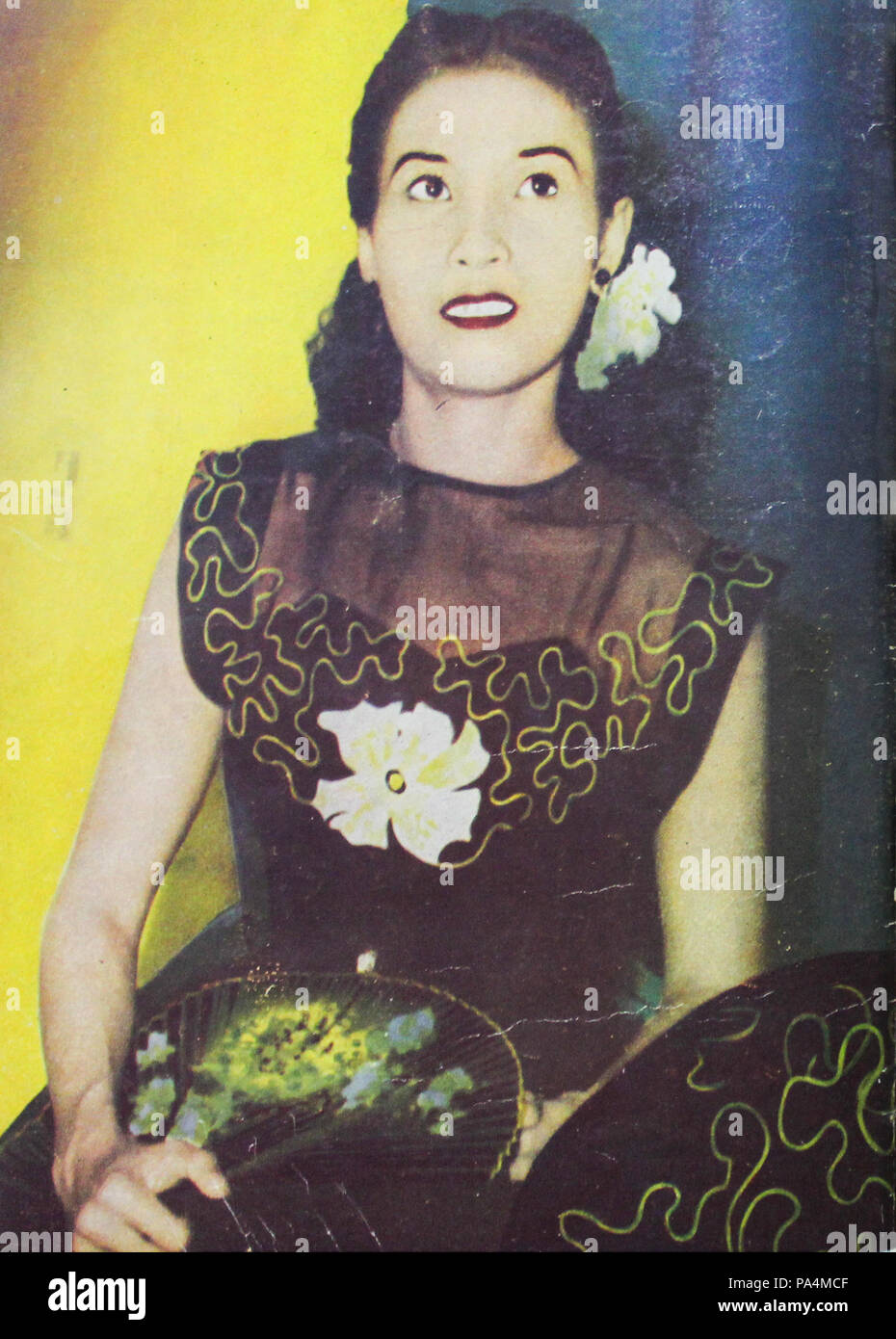 November 1954 hi-res stock photography and images - Alamy