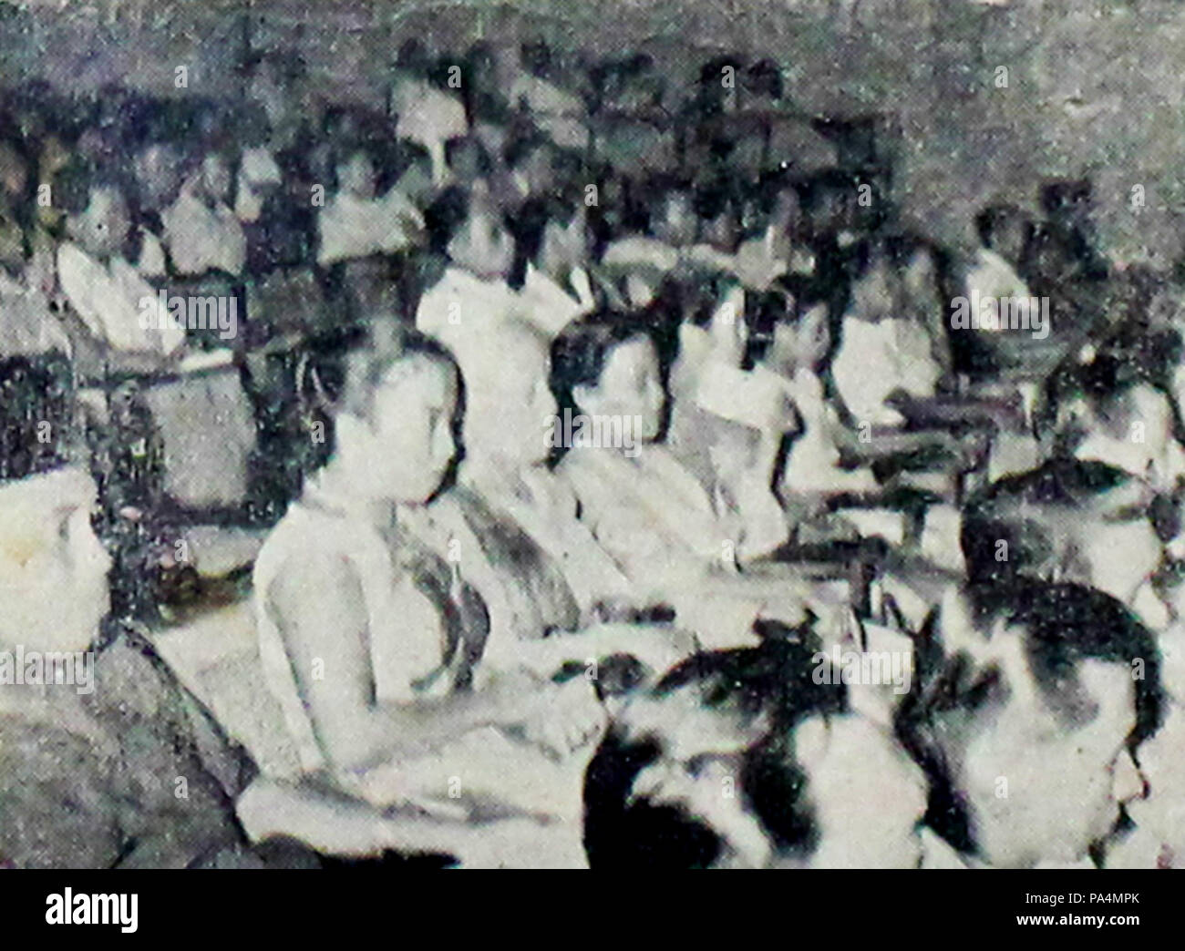 25 Audience in Capitol Theatre Jakarta Dunia Film 15 May 1954 p17 Stock ...