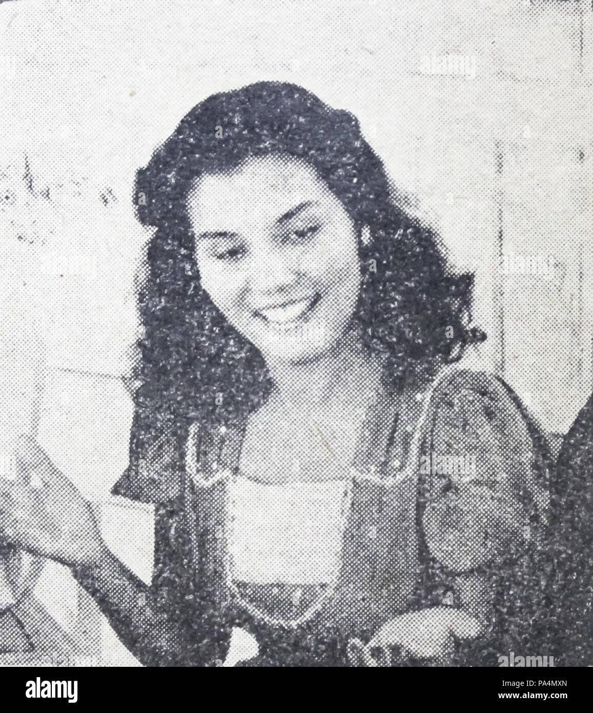 Profile of mimi hi-res stock photography and images - Alamy