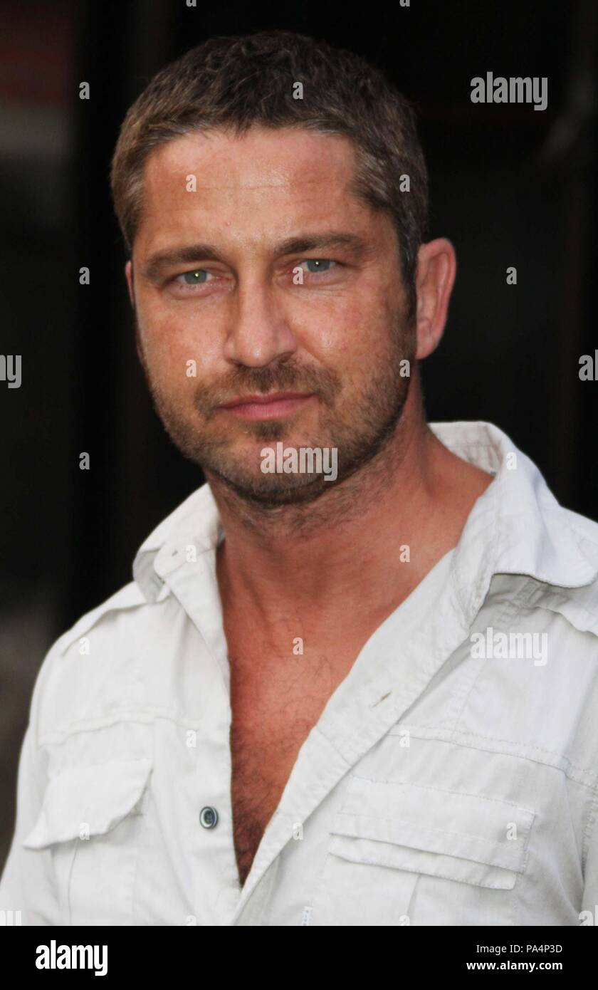 GERARD BUTLER 2008 Photo By John Barrett/PHOTOlink.net Stock Photo - Alamy