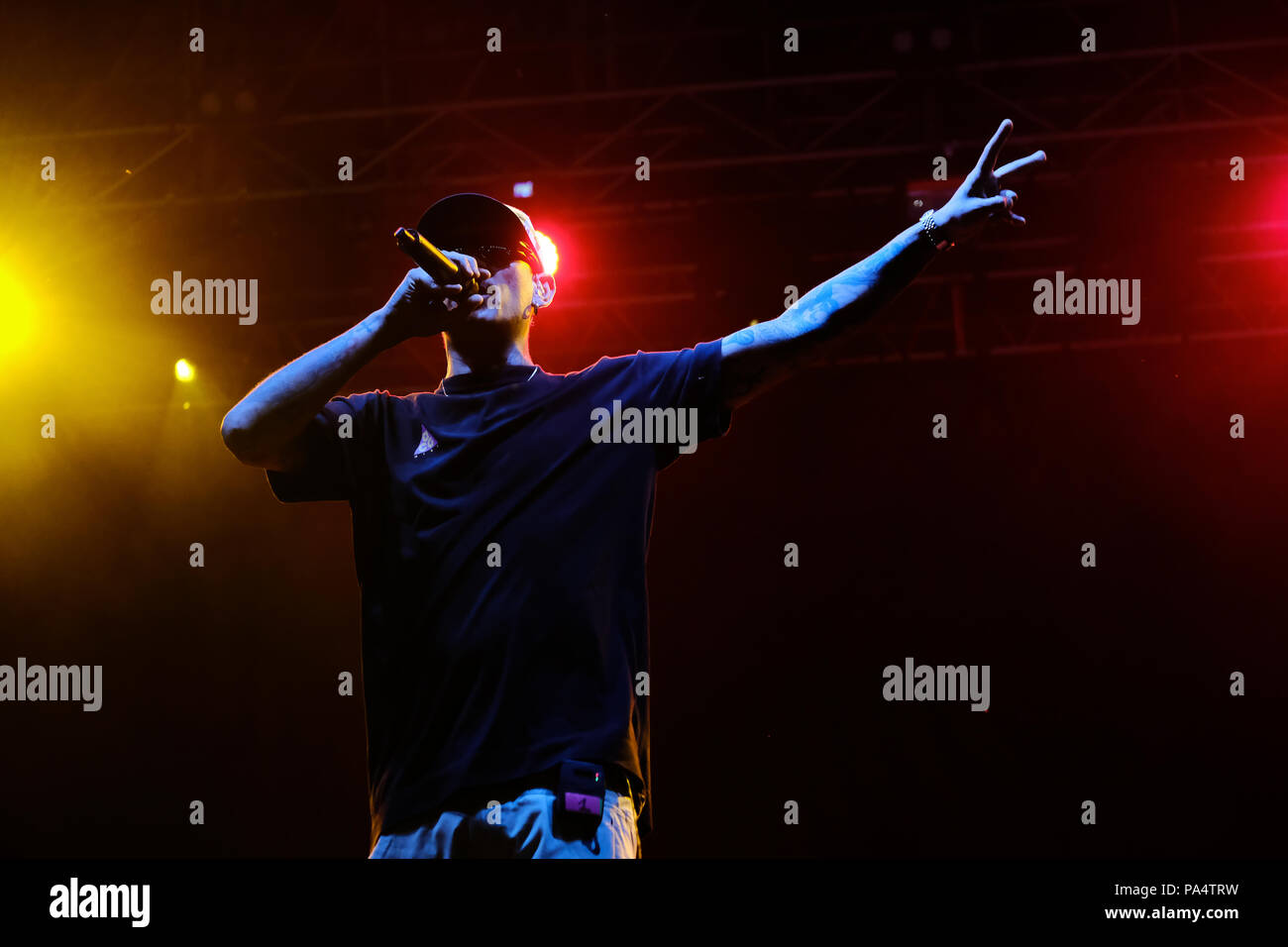 Noyz rapper hi-res stock photography and images - Alamy