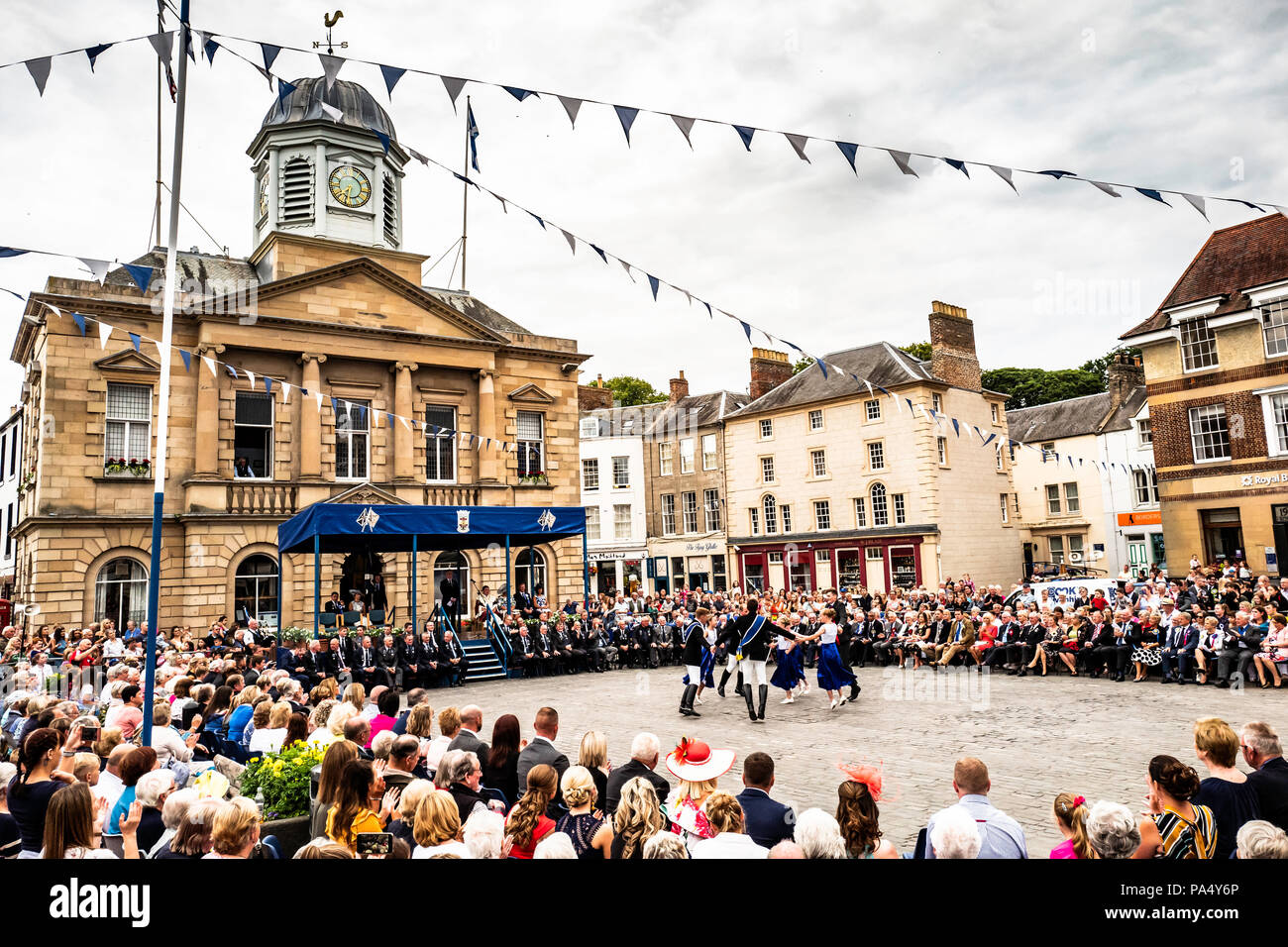 Kelso Market Square High Resolution Stock Photography and Images - Alamy