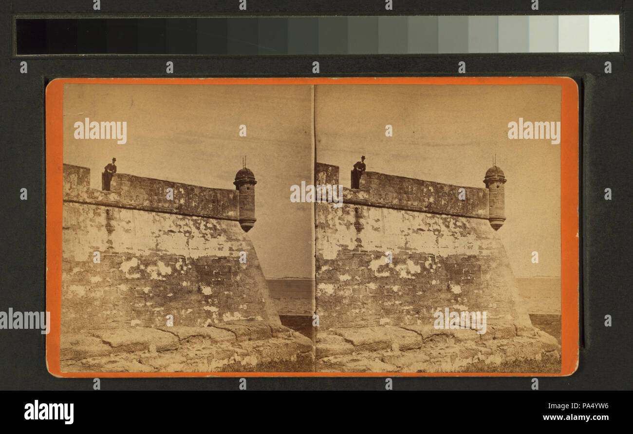 Parapet fortification hi-res stock photography and images - Alamy