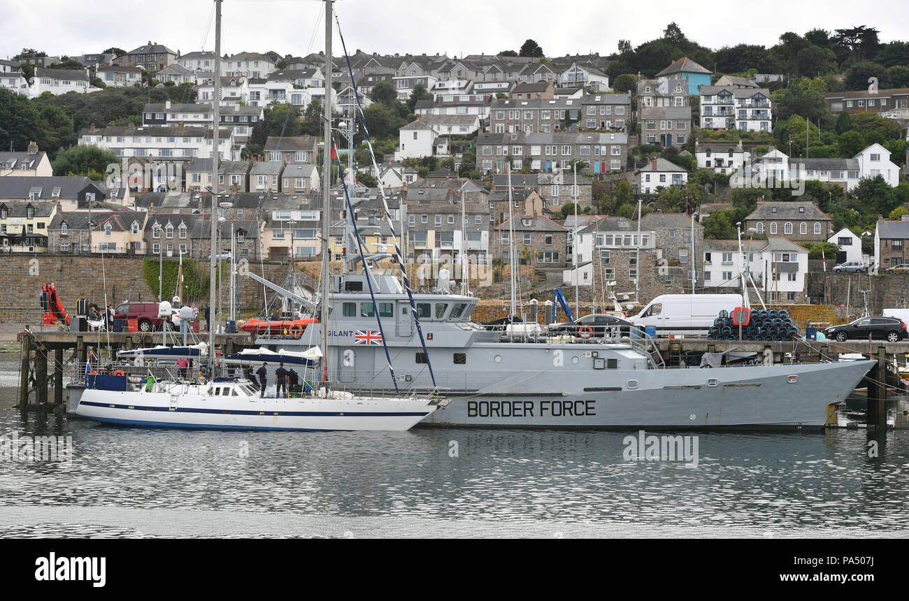 Cutter boat hi-res stock photography and images - Alamy