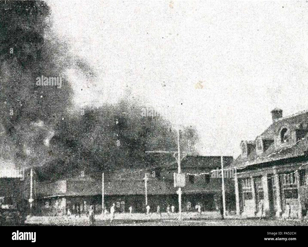 Indonesia independence 1945 fight hi-res stock photography and images ...