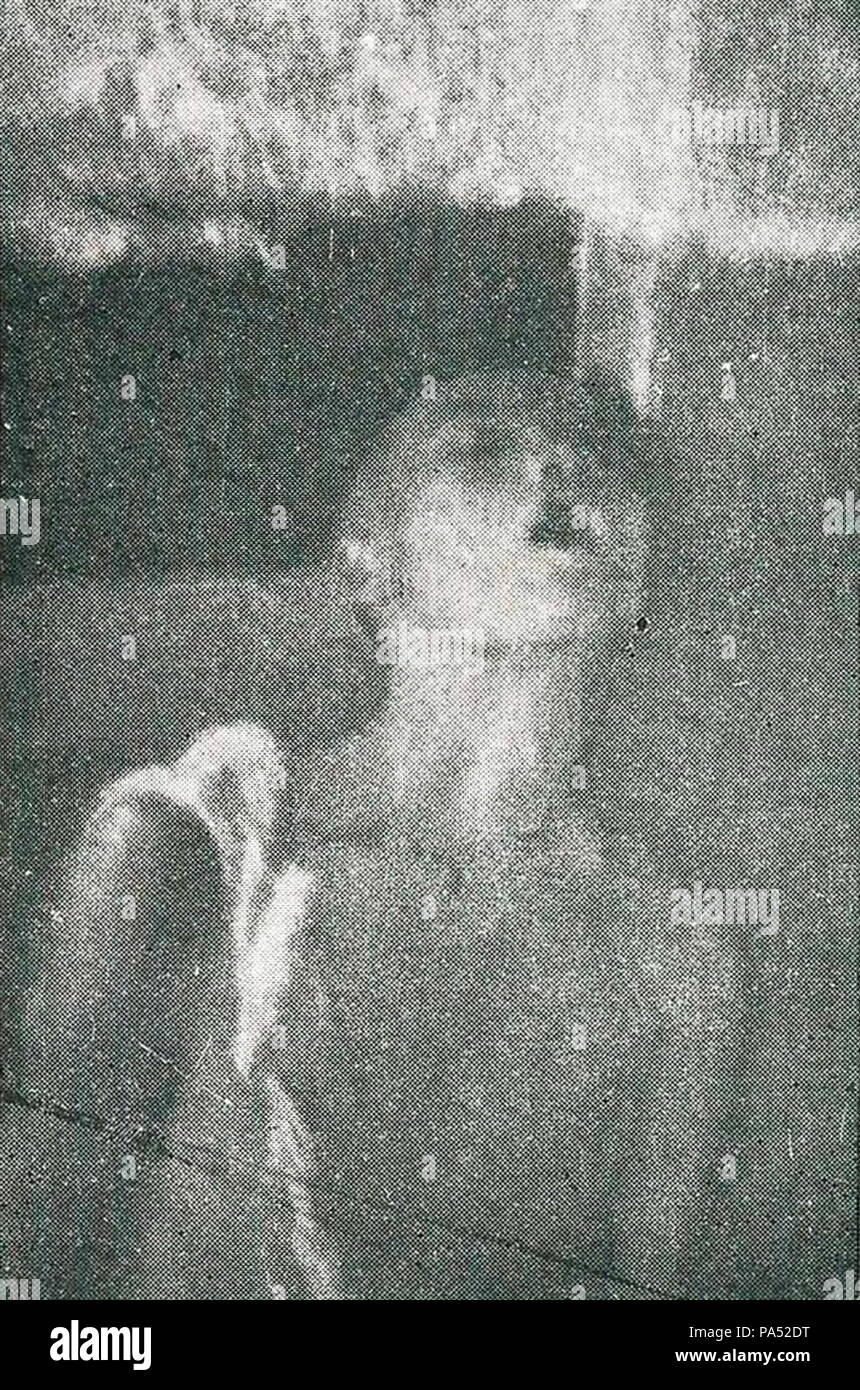 Poor person hi-res stock photography and images - Alamy