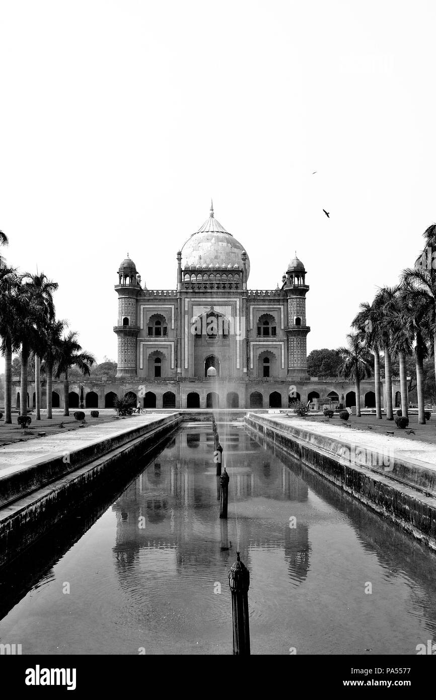 Tomb of Safdarjung, New Delhi, India Stock Photo - Alamy