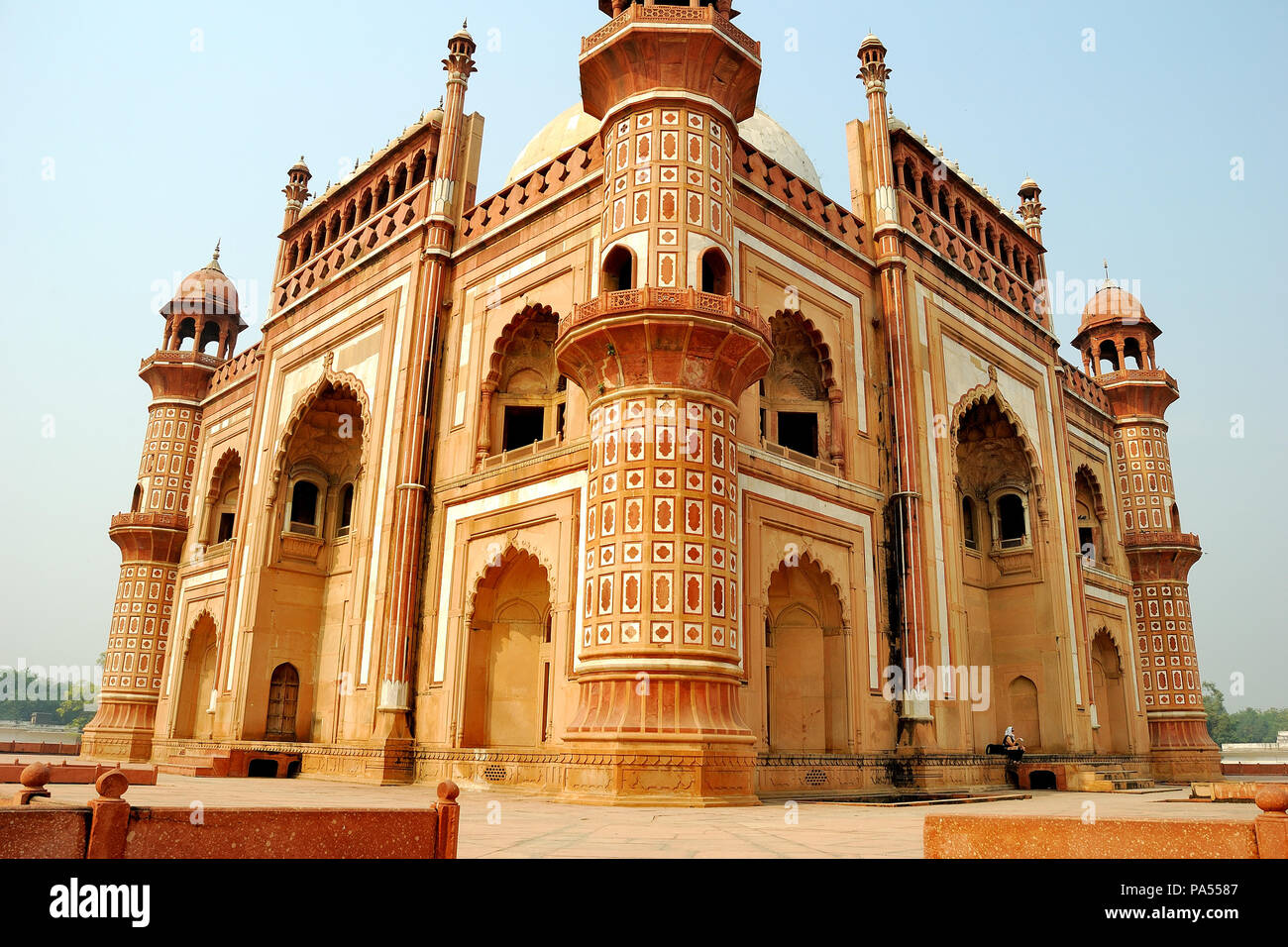 Tomb of Safdarjung, New Delhi, India Stock Photo - Alamy