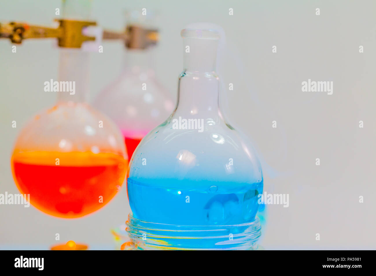 Laboratory thermometer in boiling water hi-res stock photography and ...