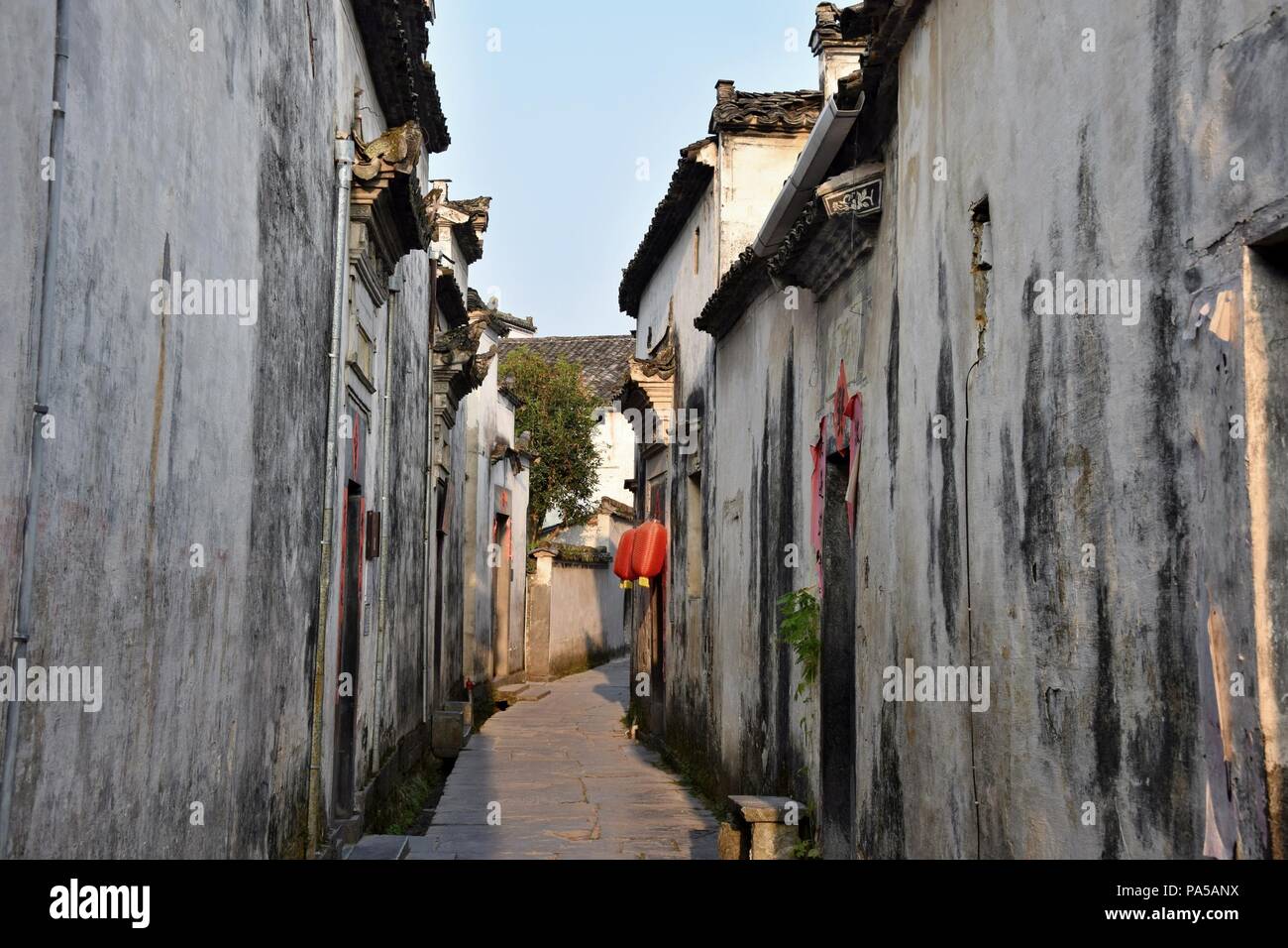 Xidi historic ancient village hi-res stock photography and images - Alamy