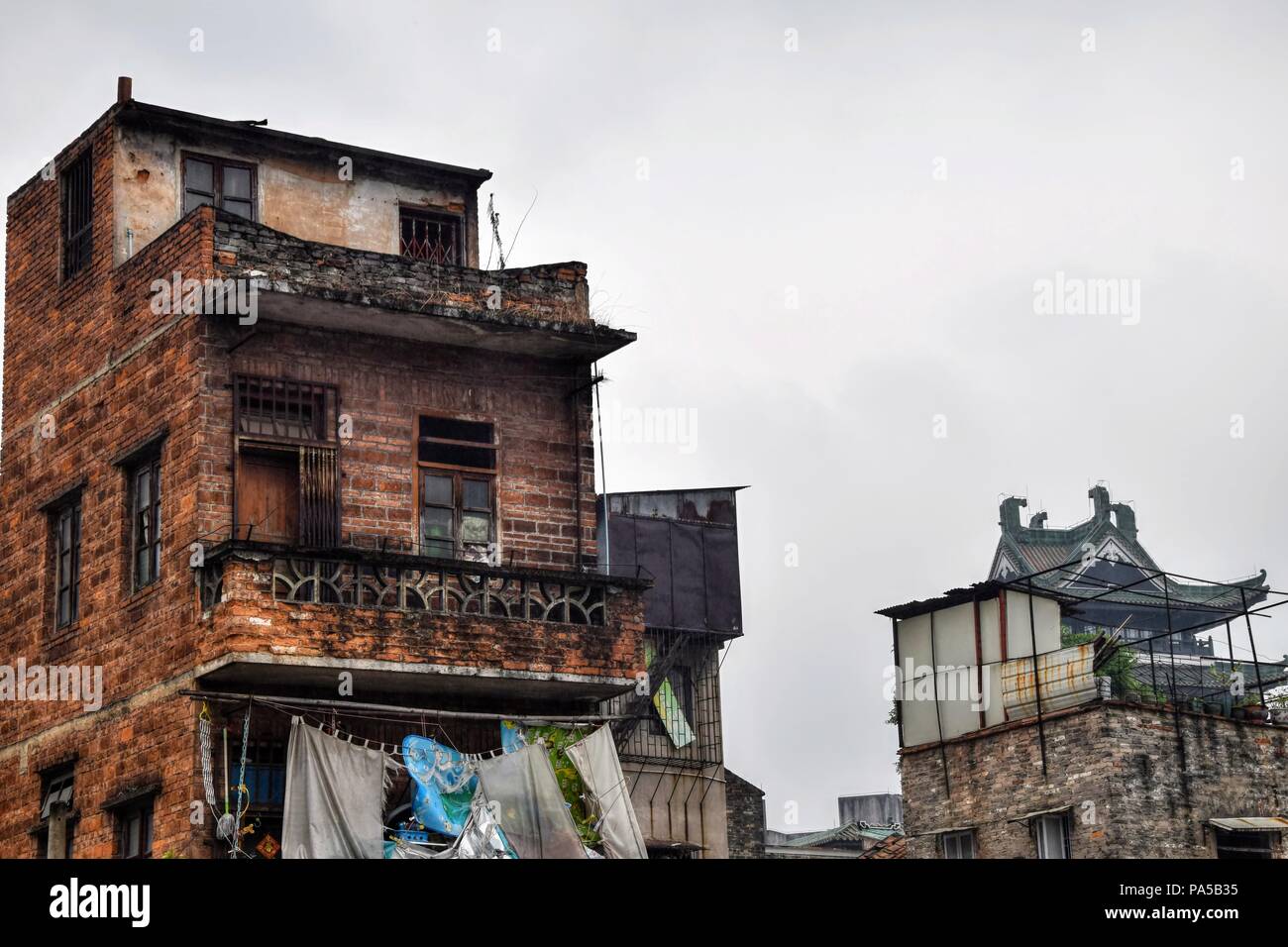City wall of ancient guangzhou hi-res stock photography and images - Alamy