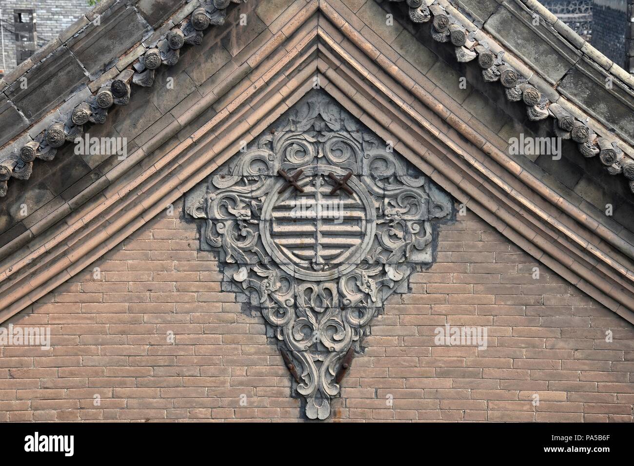 Ornamental gable hi-res stock photography and images - Alamy