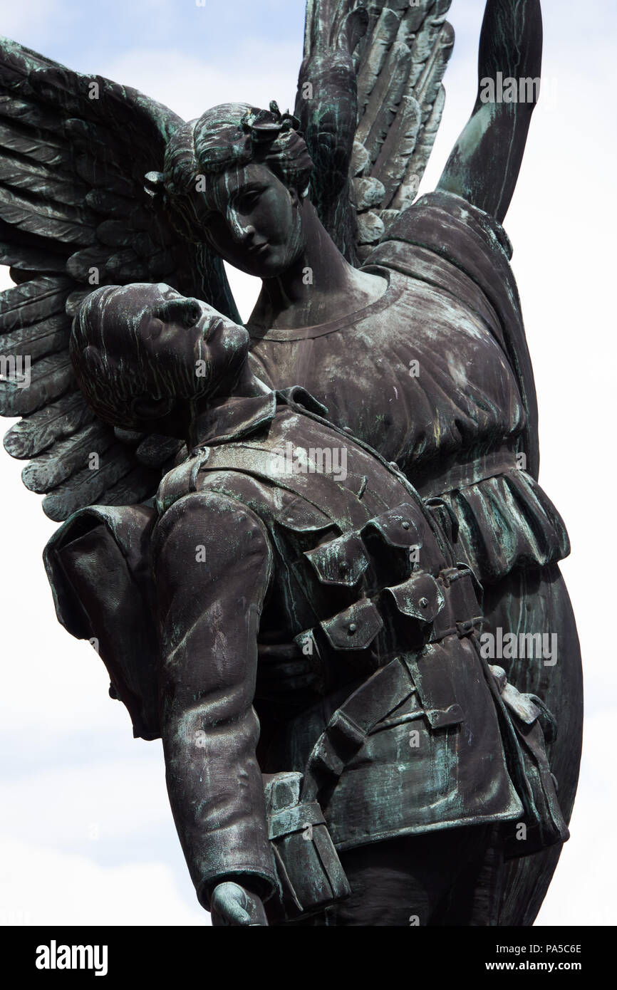 Statue of soldier statue of ww1 soldier hi-res stock photography and ...