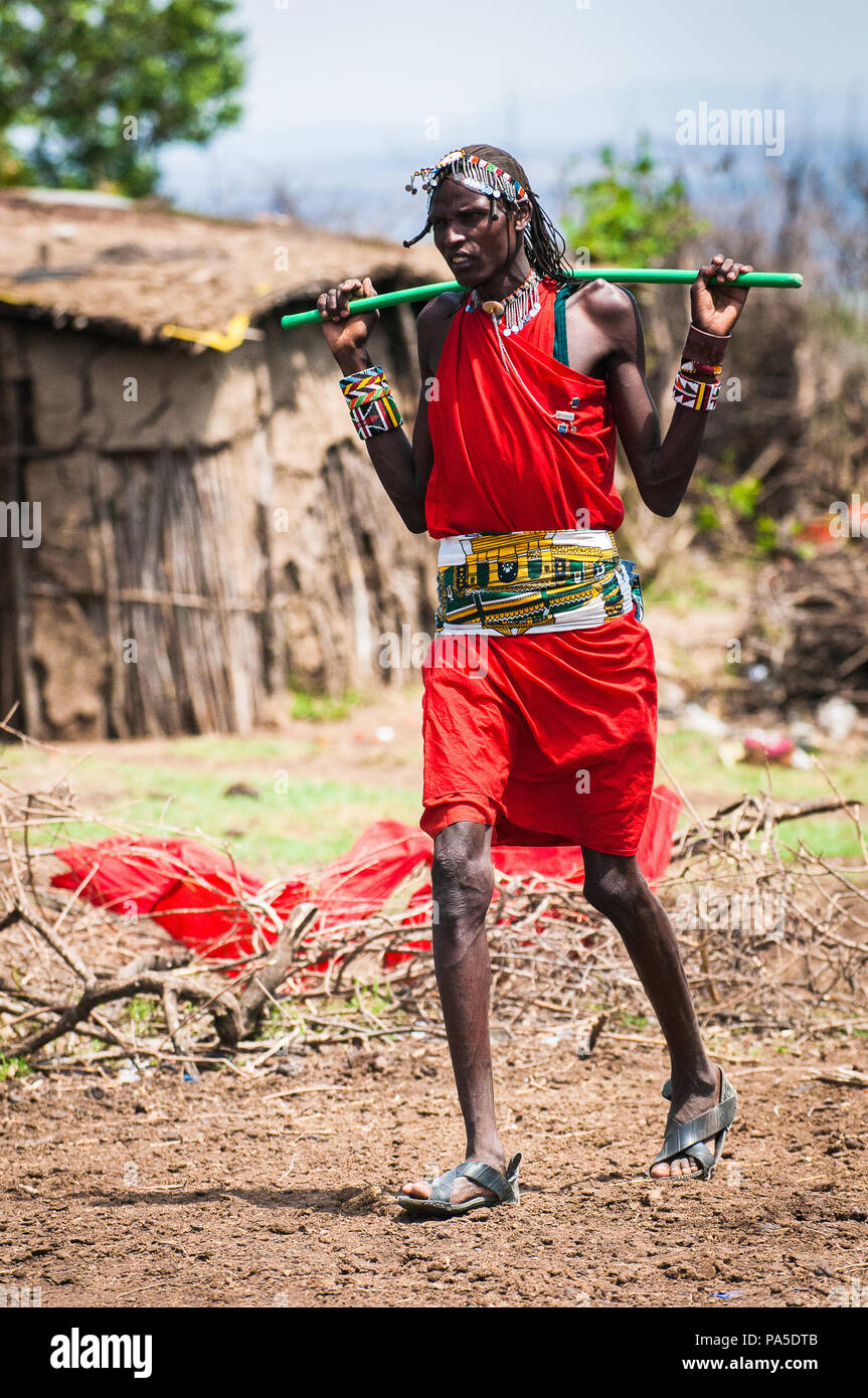 Kenyan woman kalenjin tribe kalenjin hi-res stock photography and ...