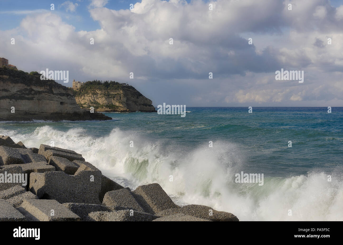 tropea, waves, calabria, italy Stock Photo - Alamy