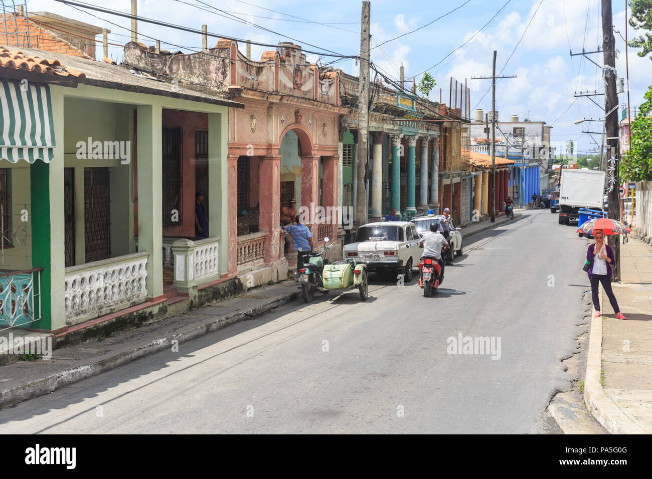Cuban buildings hi-res stock photography and images - Alamy