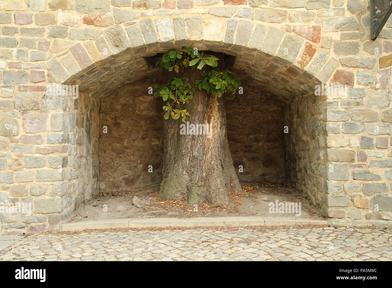 Romanik hi-res stock photography and images - Alamy