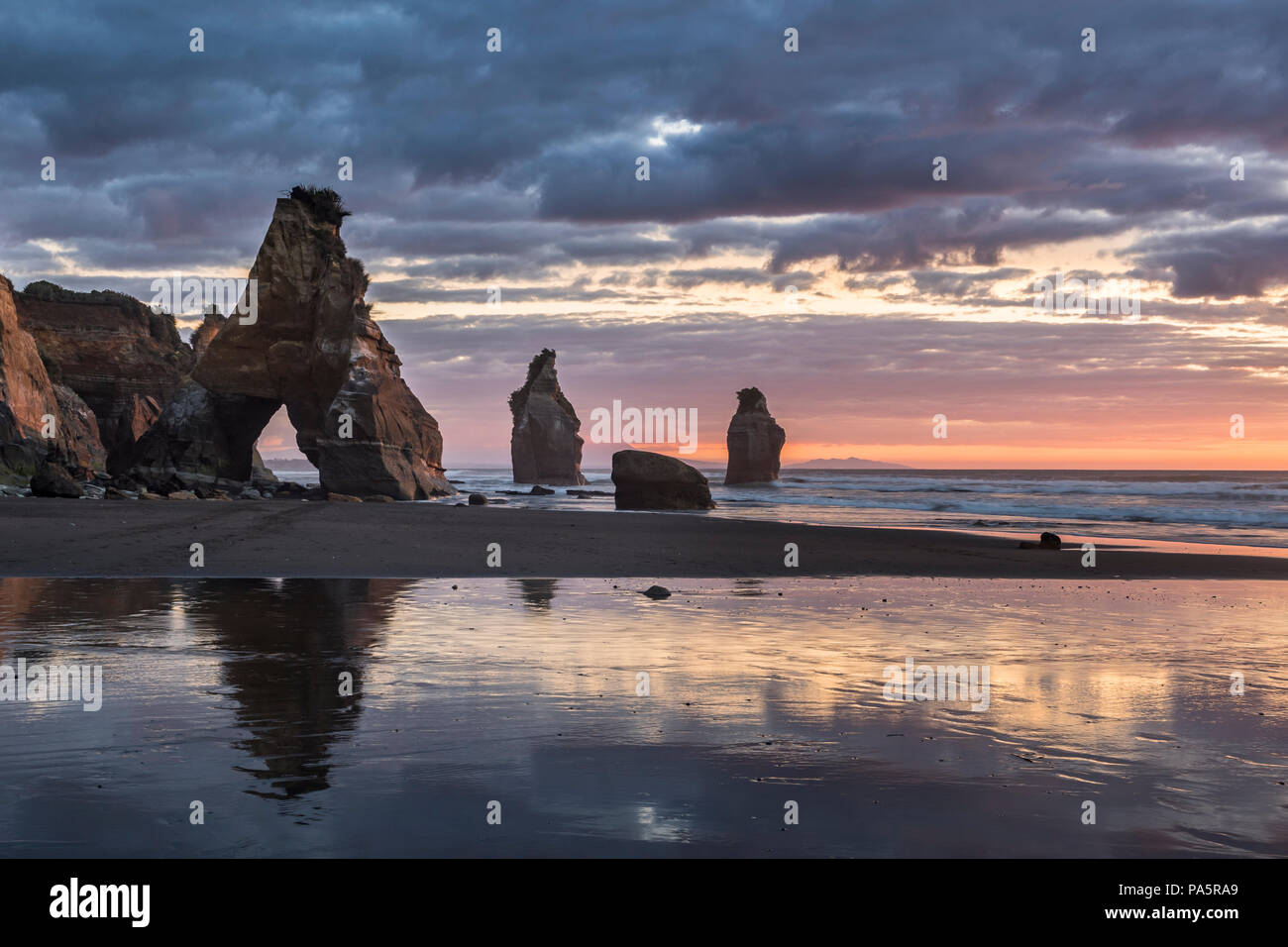 Whitecliffs rock formation, Sunset, Tongaporutu, Taranaki, North Island ...