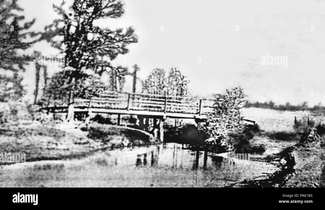 . English: First Bridge Over Cane Island Creek circa 1895 . circa 1895 ...