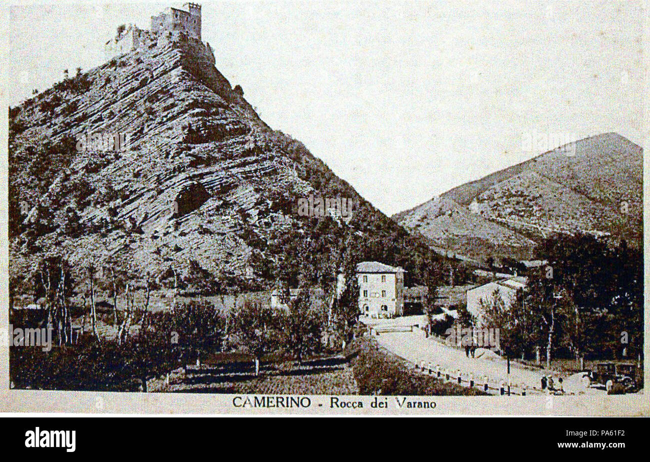 Rocca varano hi-res stock photography and images - Alamy