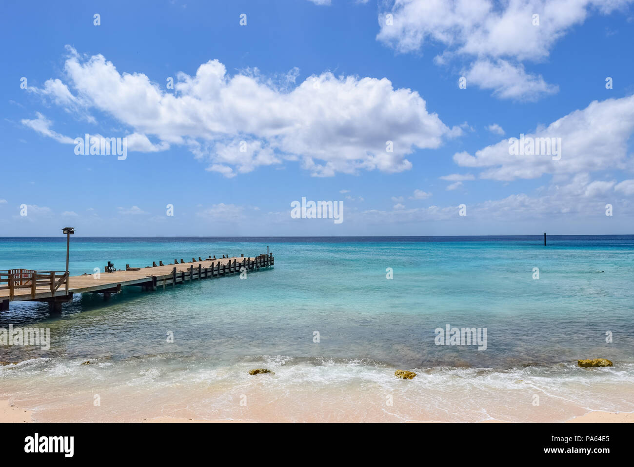 View of the ocean from a beach in Turks and Caicos Stock Photo - Alamy