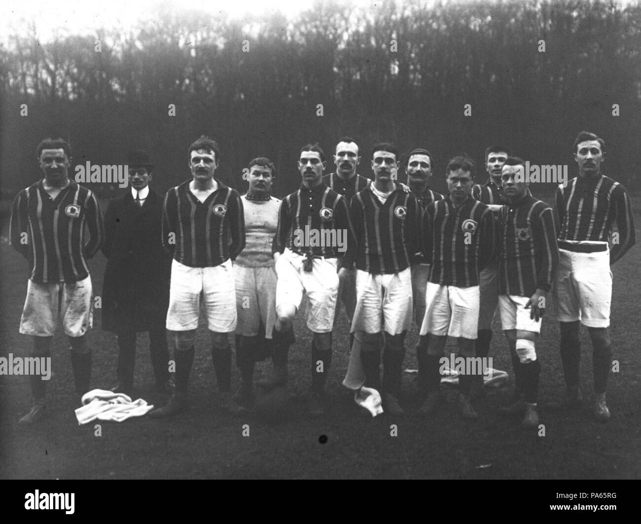 Exclusive club Black and White Stock Photos & Images - Alamy