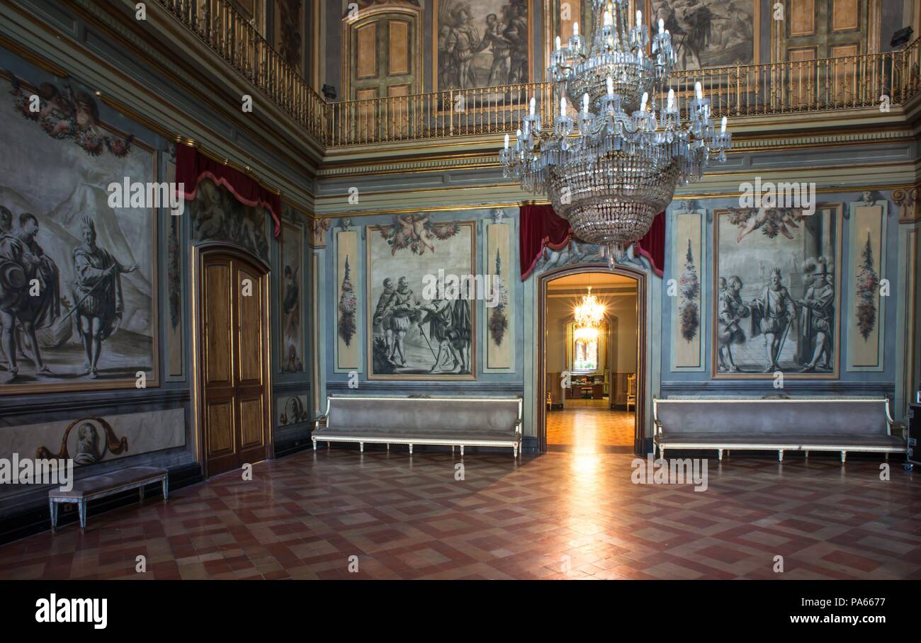 Francesc Pla (El Vigatà) / Mural paintings inside the central hall of ...