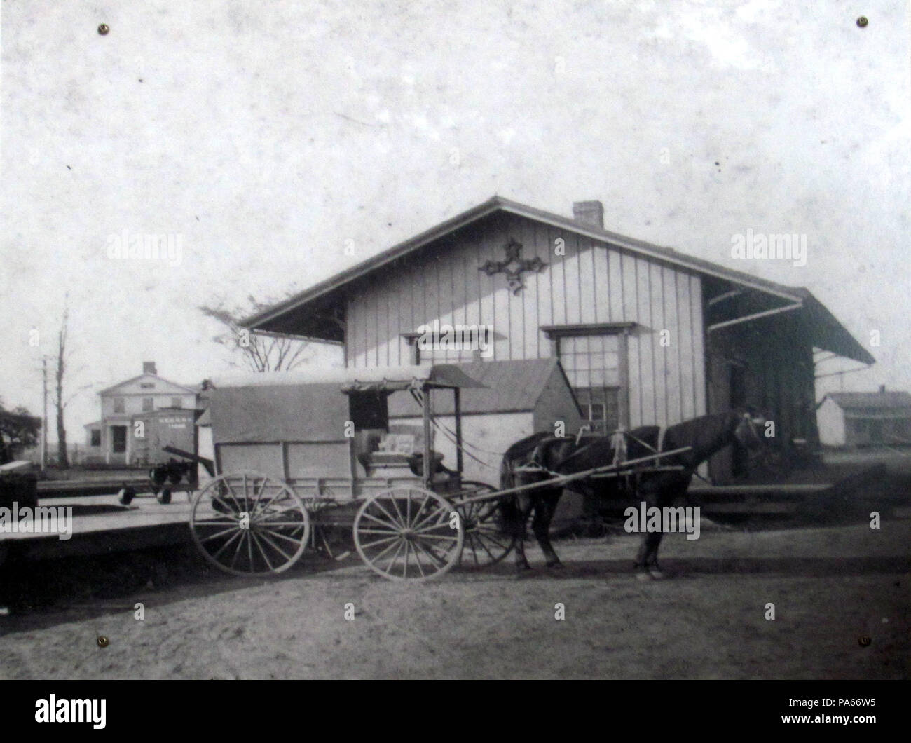 Delivery wagon hi-res stock photography and images - Alamy