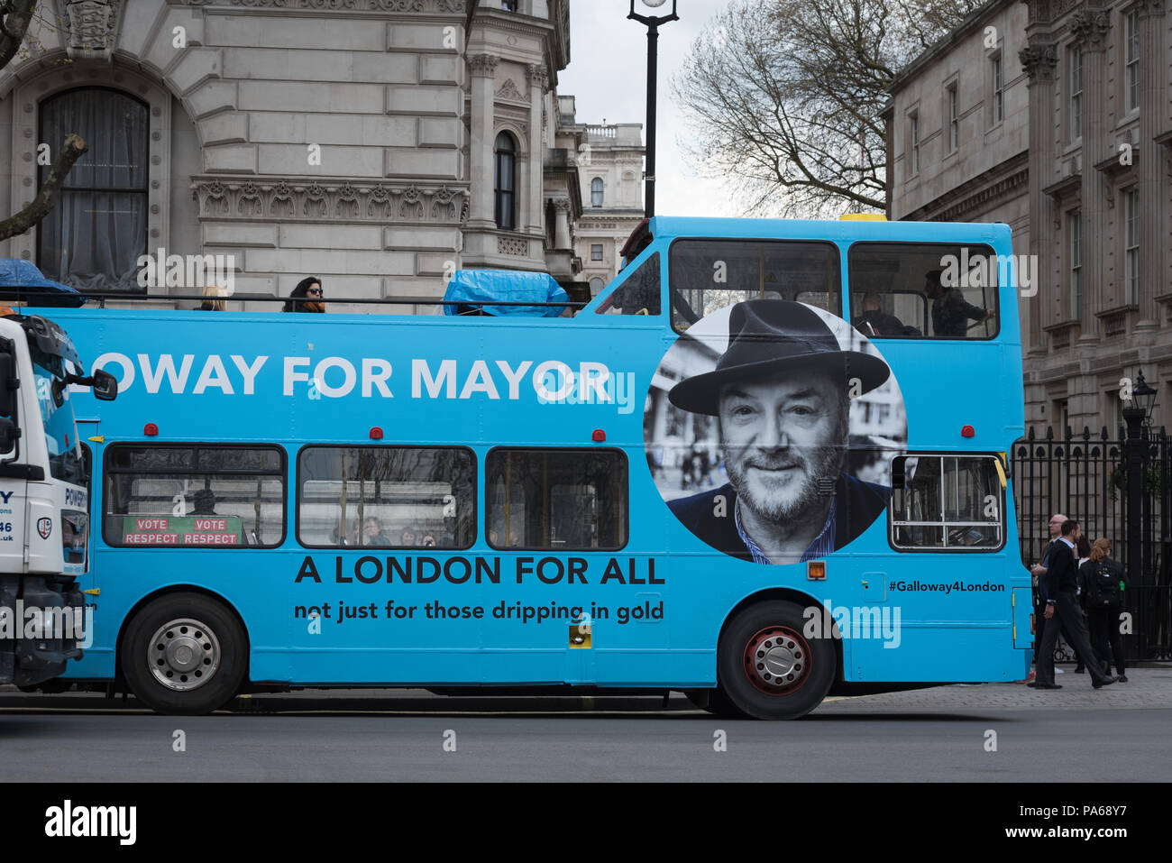 Campaign trail bus hi-res stock photography and images - Alamy