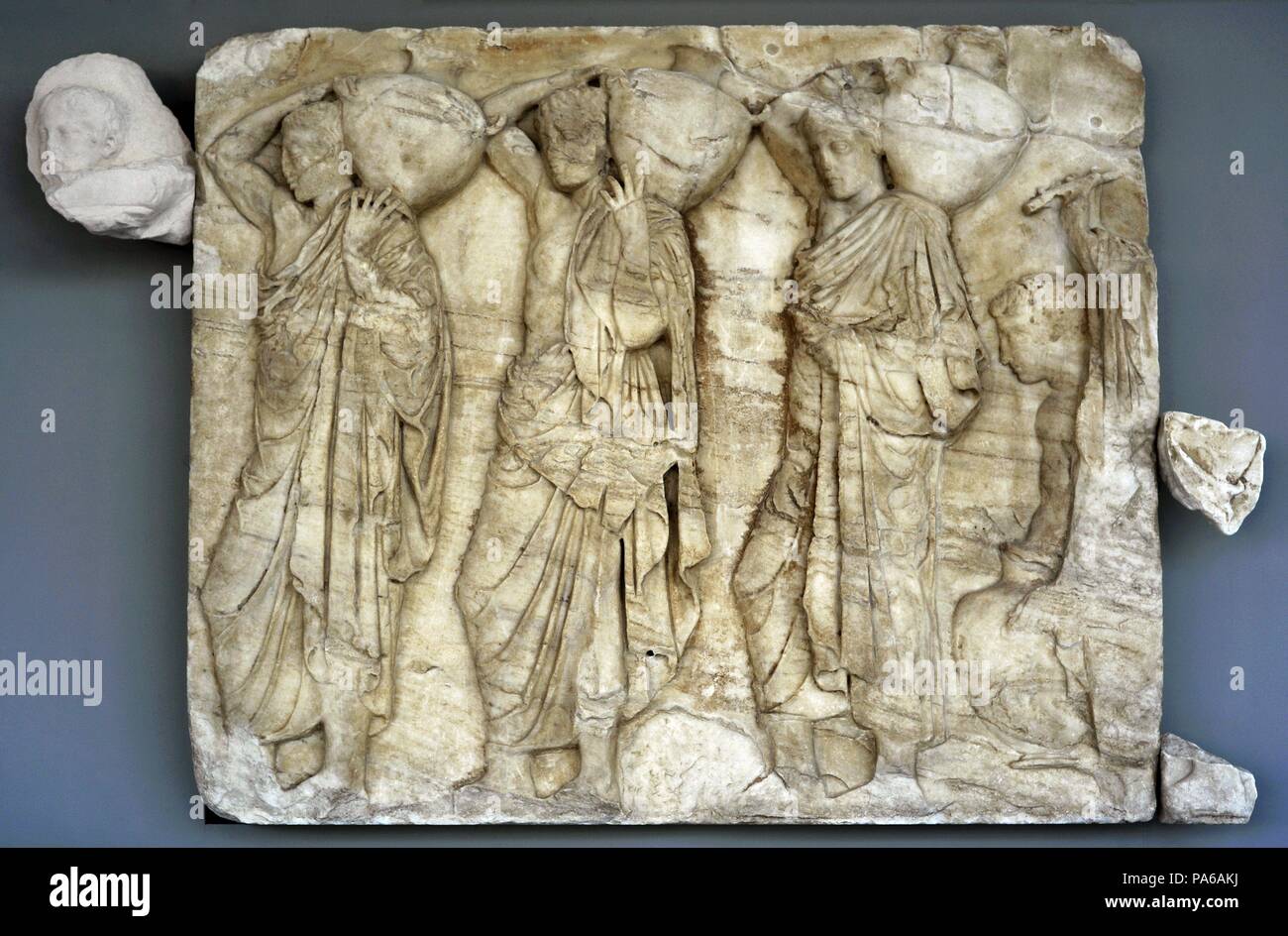 Partenon frieze hi-res stock photography and images - Alamy