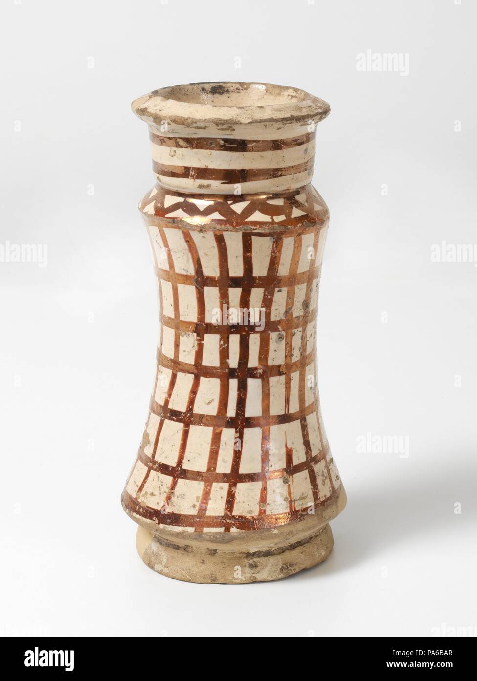Pharmacy pot, Late 14th century - early 15th century, Pottery ...