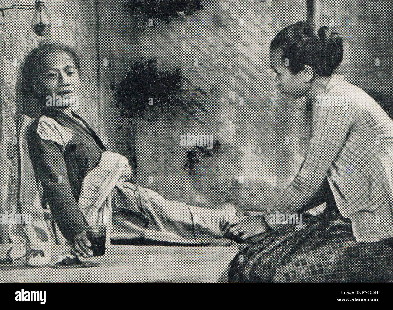 169 Marlia Hardy in Si Pintjang, Film Varia 1.4 (March 1954), p26 Stock ...
