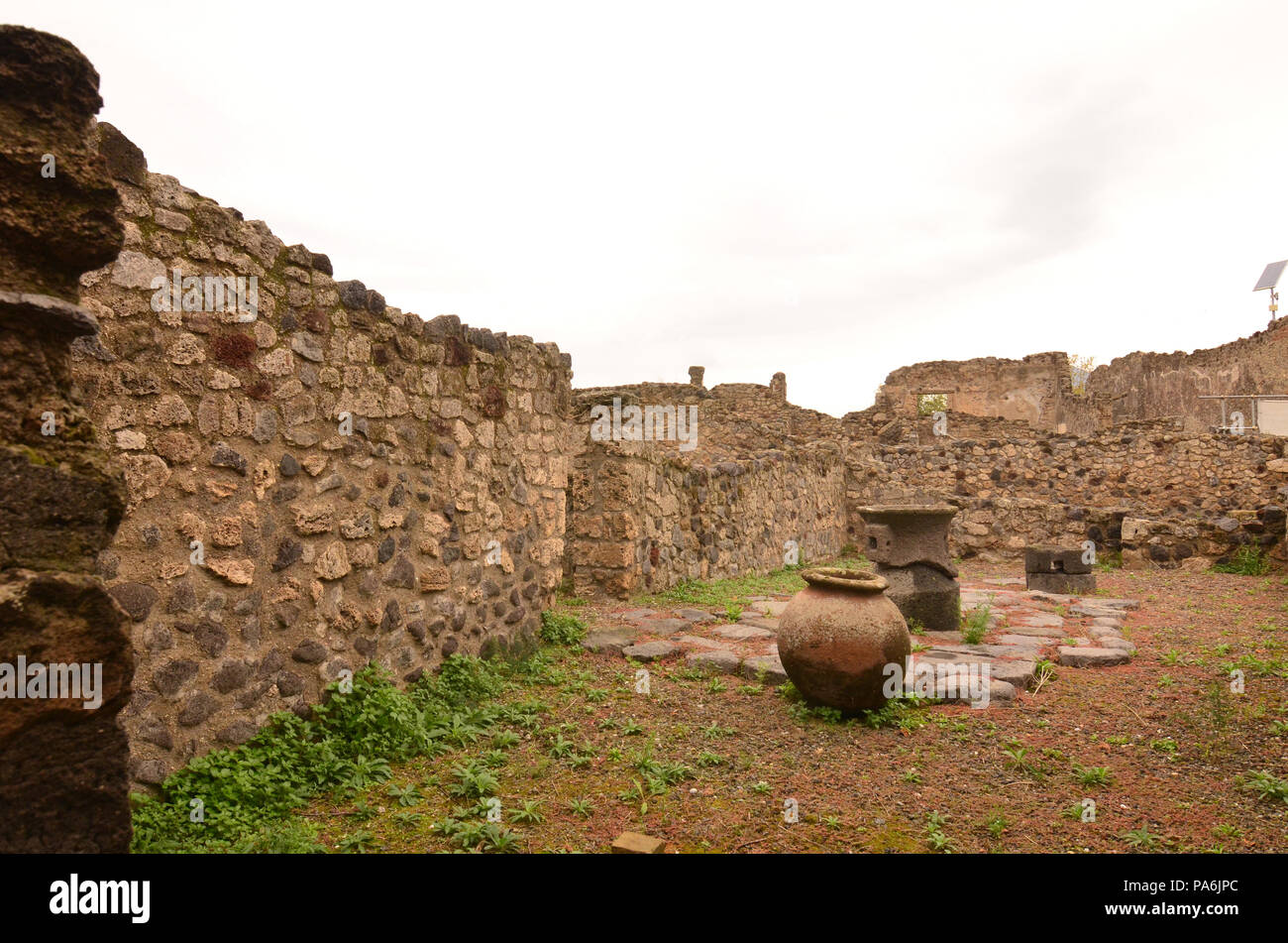 Stunning ancient stone ruins in Italy Stock Photo - Alamy