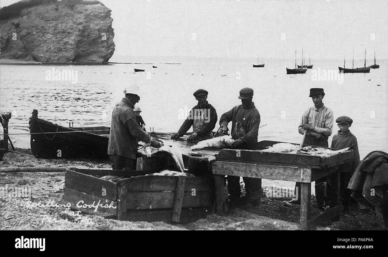 Splitting of fish Black and White Stock Photos & Images - Alamy