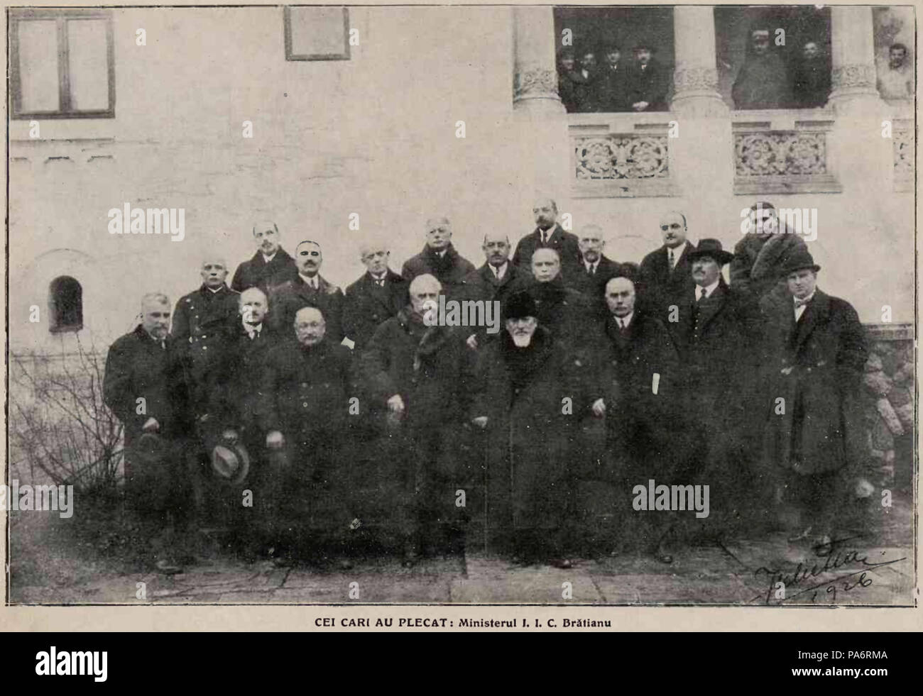 4 1926 - Guvernul Bratianu la plecarea de la guvernare Stock Photo - Alamy