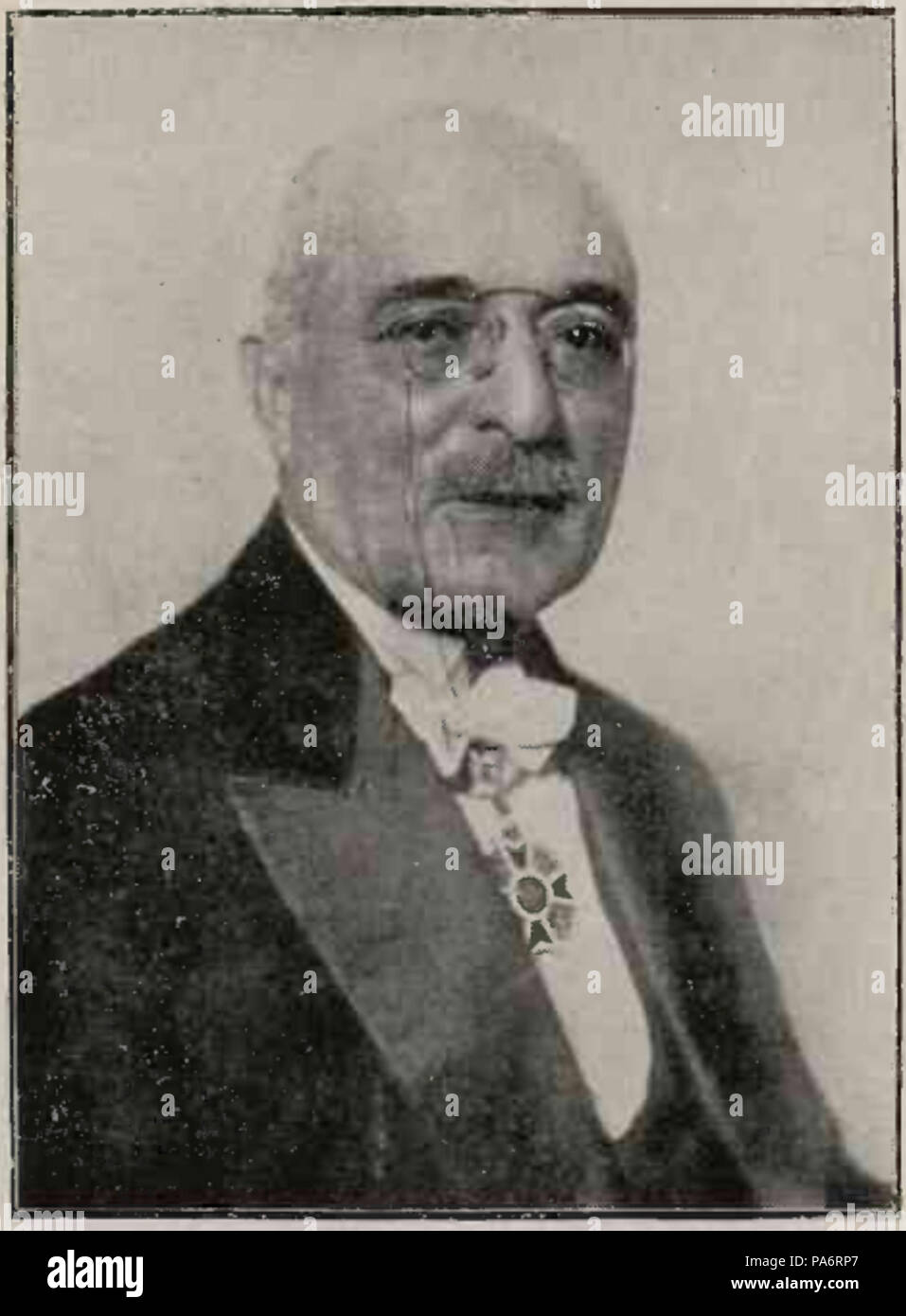 Regent figure hi-res stock photography and images - Alamy