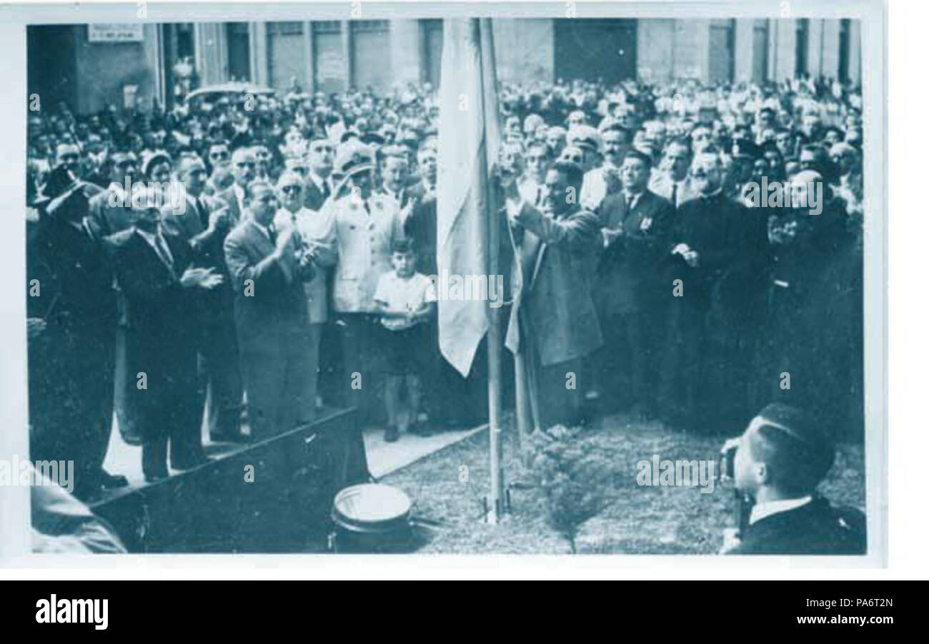 6 1952 hi-res stock photography and images - Alamy