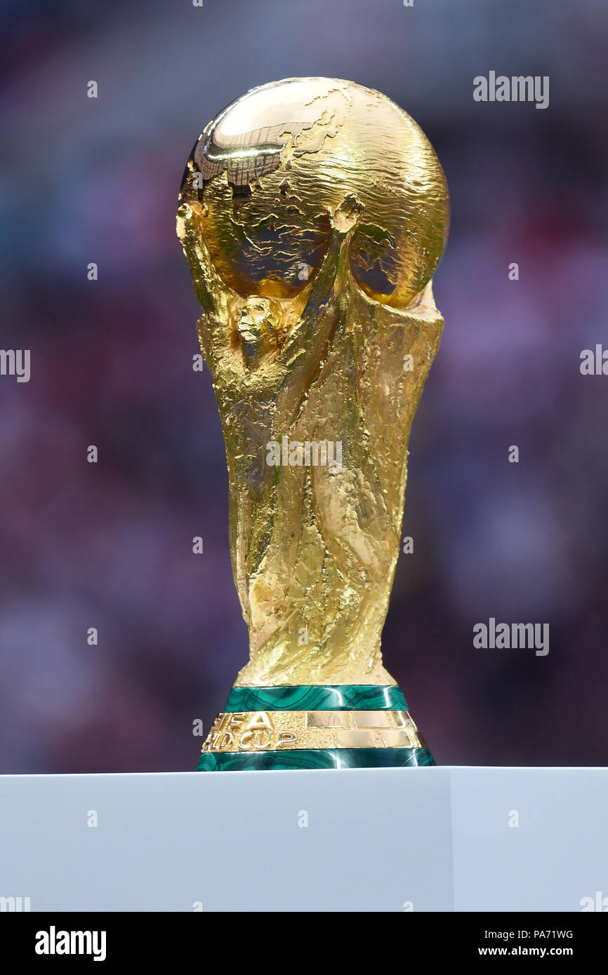 2018 world cup trophy hi-res stock photography and images - Alamy