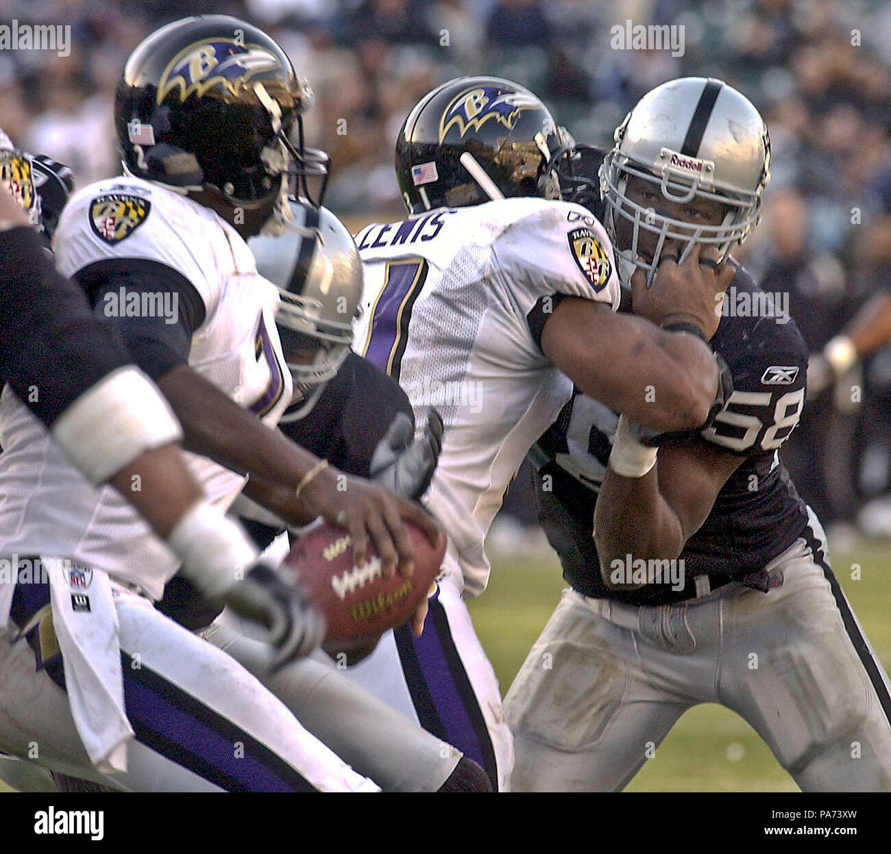 Baltimore ravens running back jamal hi-res stock photography and images ...