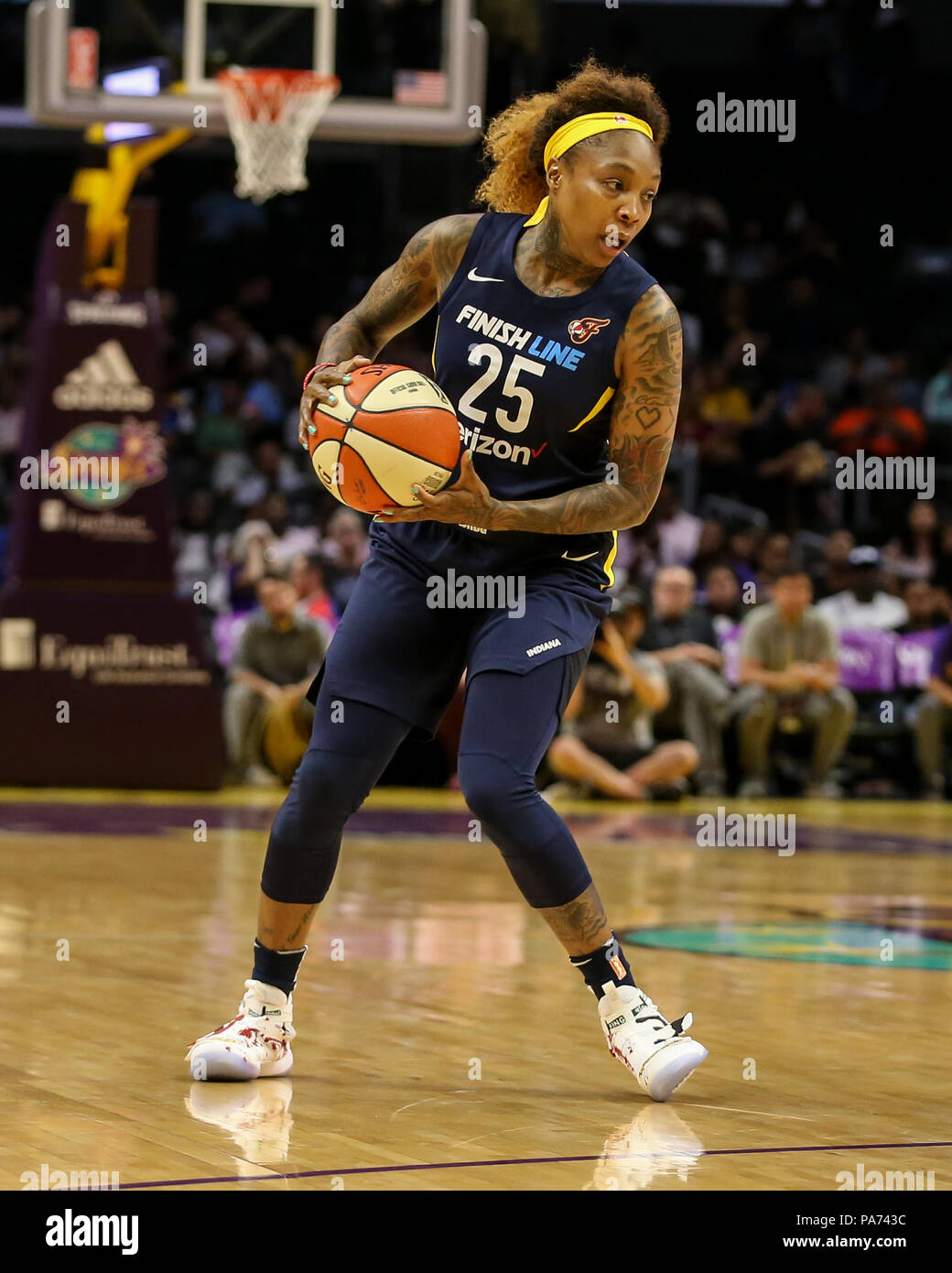Cappie pondexter hi-res stock photography and images - Alamy