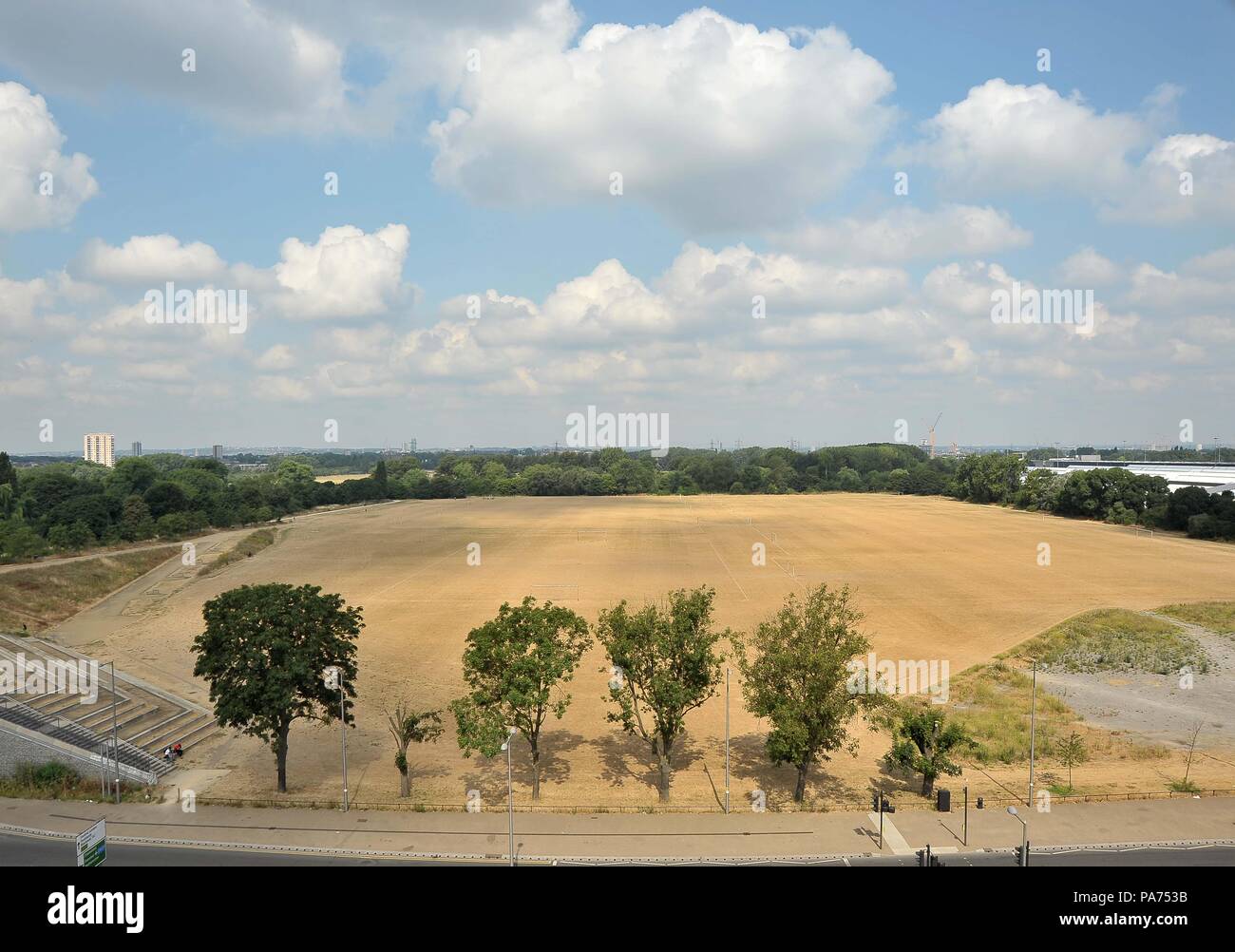 Hackney marshes pitches hi-res stock photography and images - Alamy