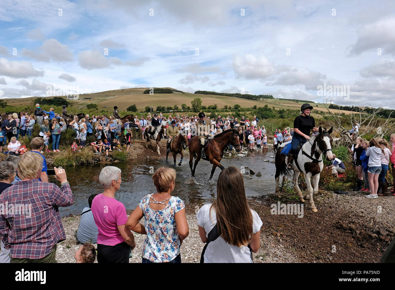 Kirk yetholm river hi-res stock photography and images - Alamy