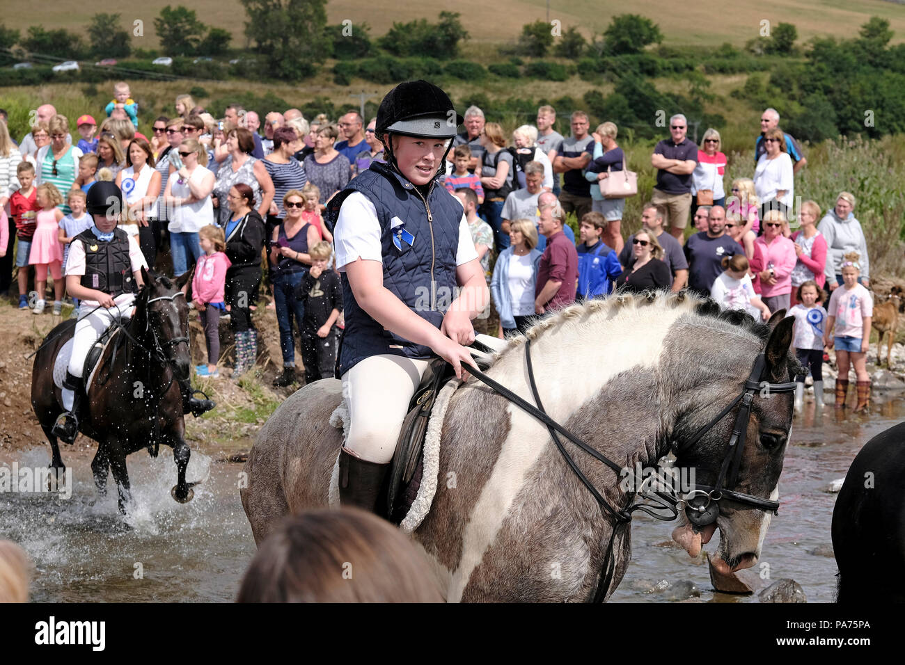 The borders kirk yetholm hi-res stock photography and images - Alamy