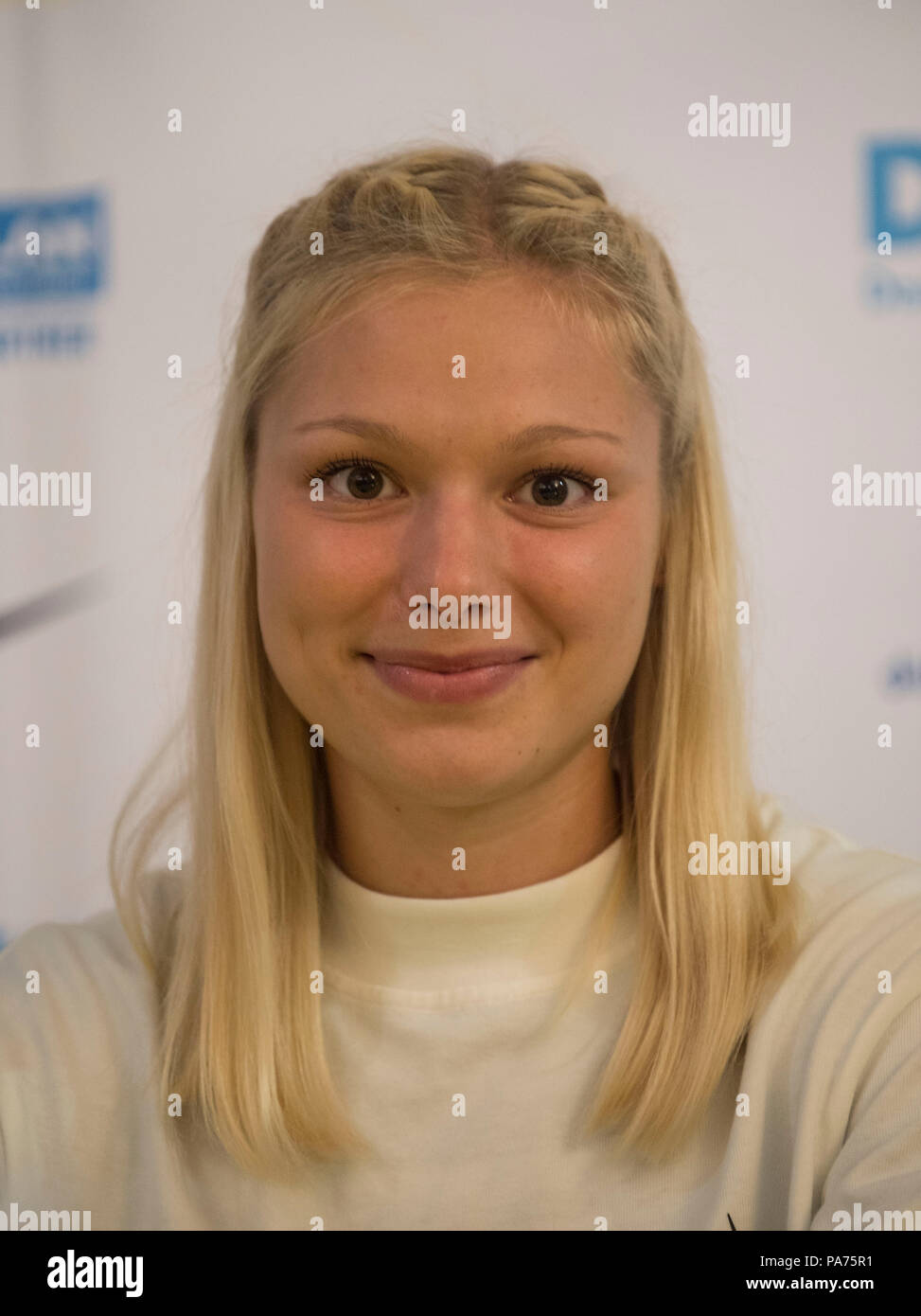 Lisa mayer hi-res stock photography and images - Alamy