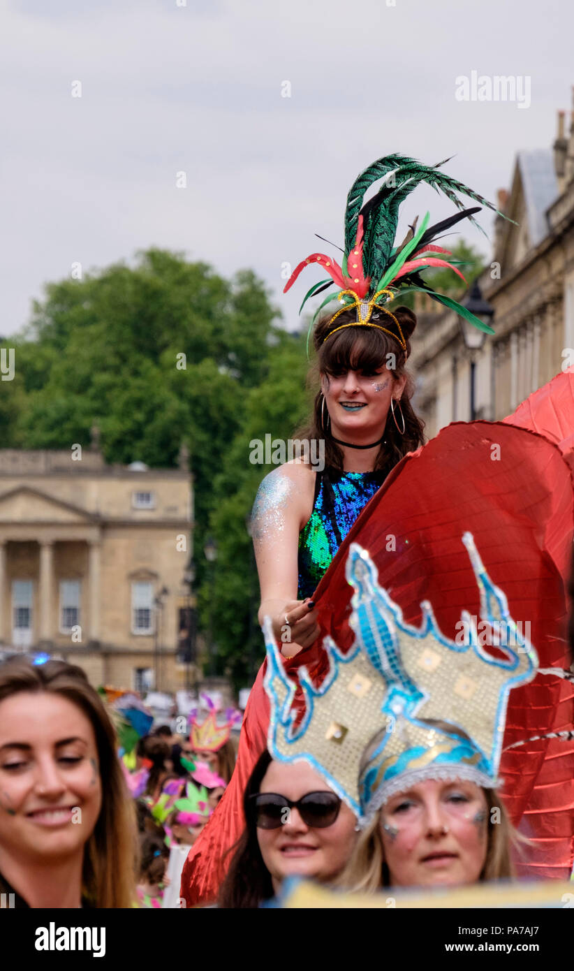 Bath, Somerset, UK. 21st July 2018. Crowds gather for the carnival ...